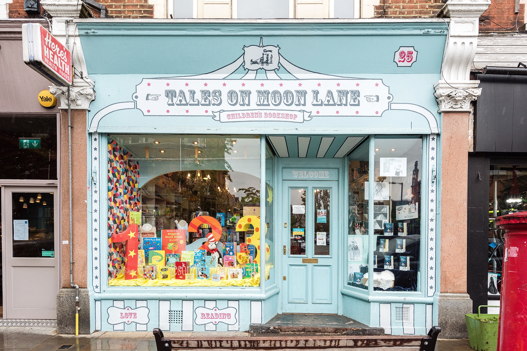 15 wonderful libraries that will make every kid a reader